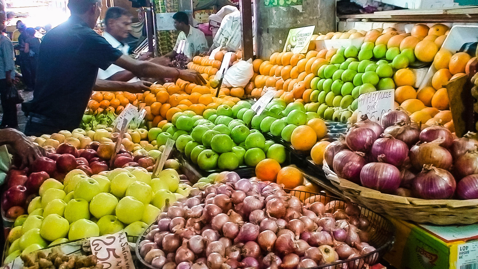Visit Mauritius - The Central Market - Local Markets