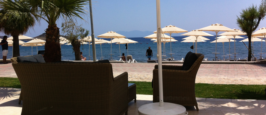 Visit Bodrum - Yahşi Beach (Ortakent) - Beaches